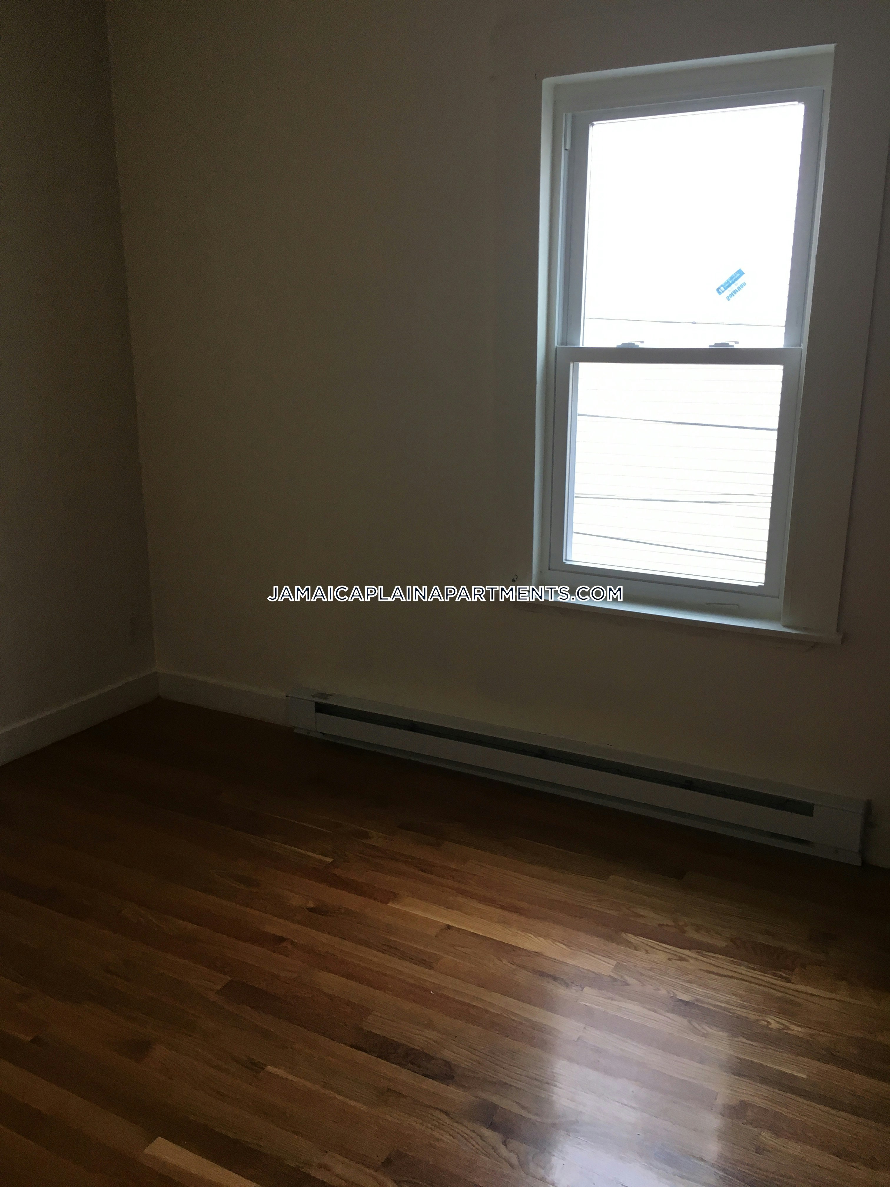 Jamaica Plain Apartment for rent 3 Bedrooms 1 Bath Boston - $3,430