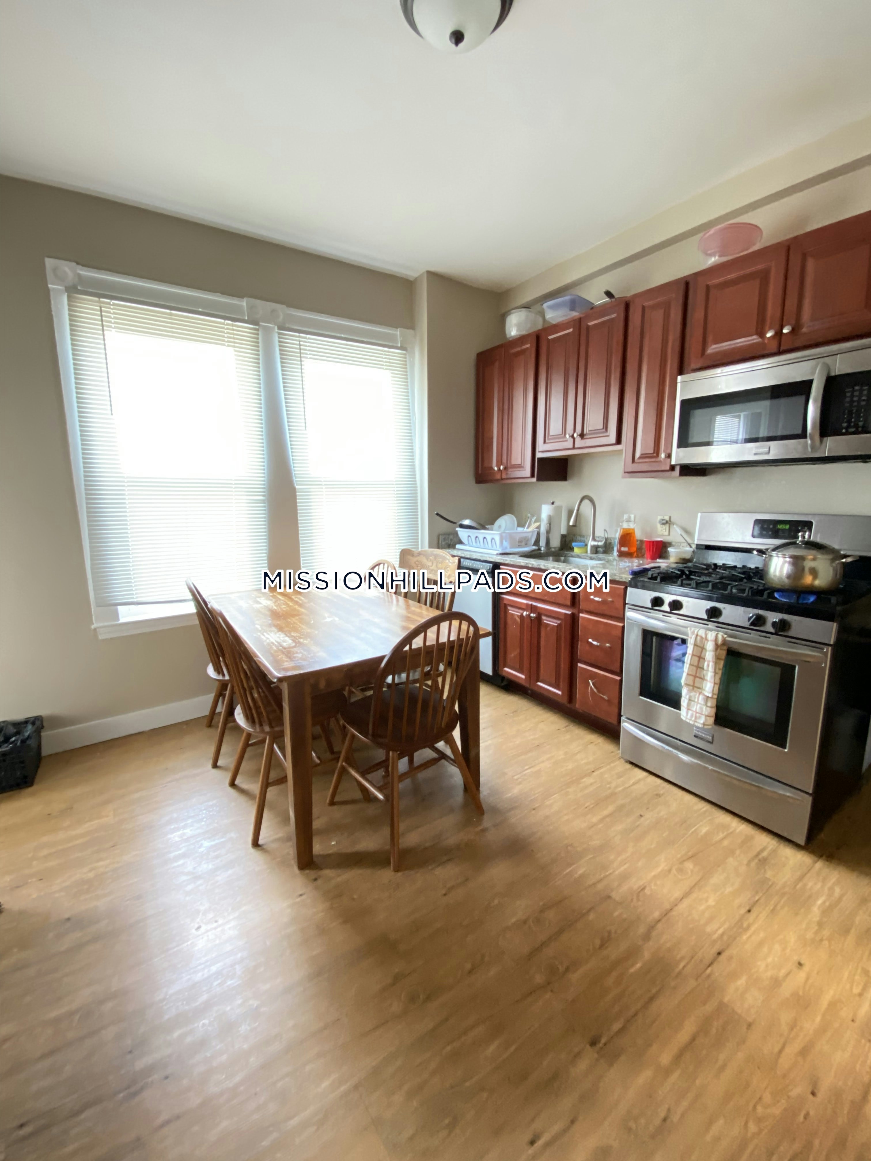 Mission Hill 4 Beds Mission Hill Boston - $5,600