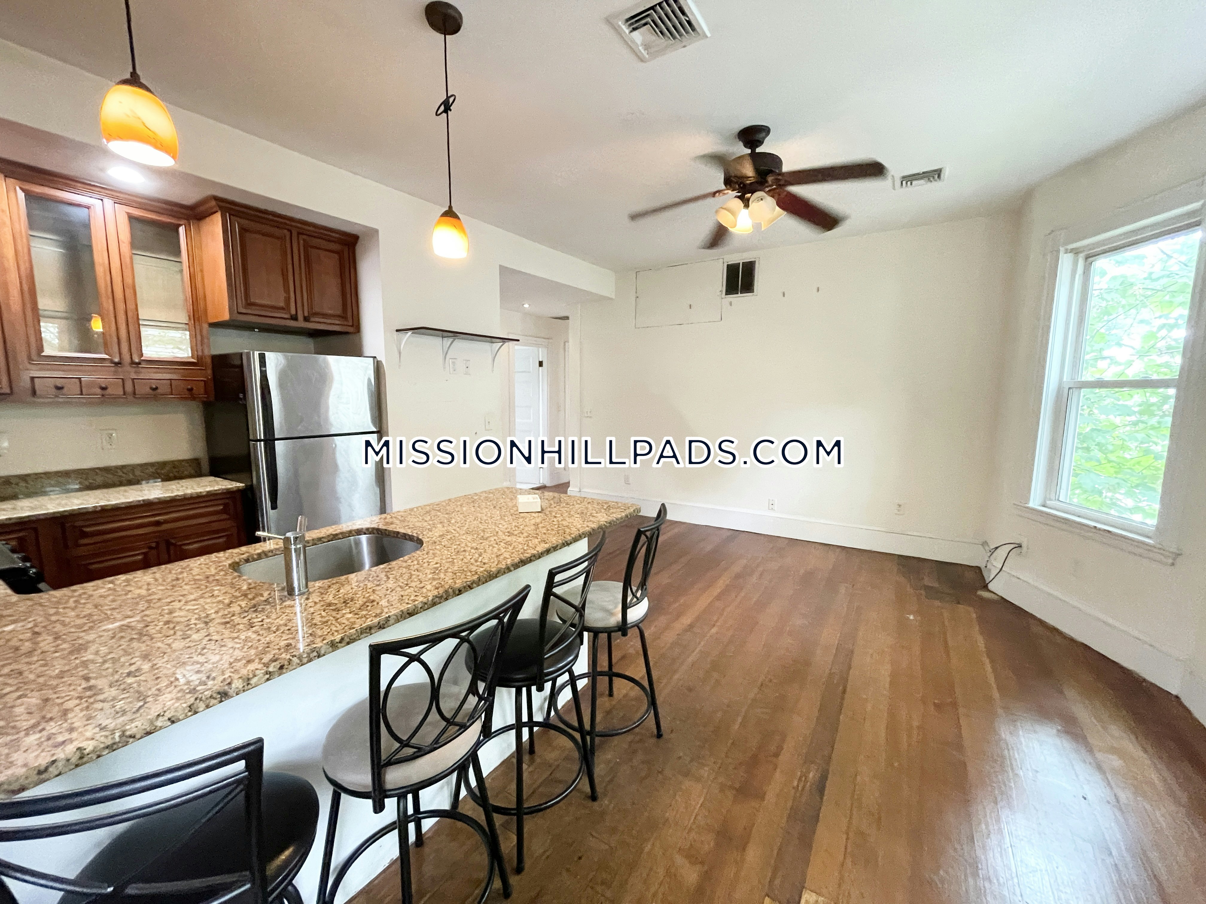 Mission Hill Beautiful Spacious 4 Bed 1 Bath BOSTON Boston - $5,600